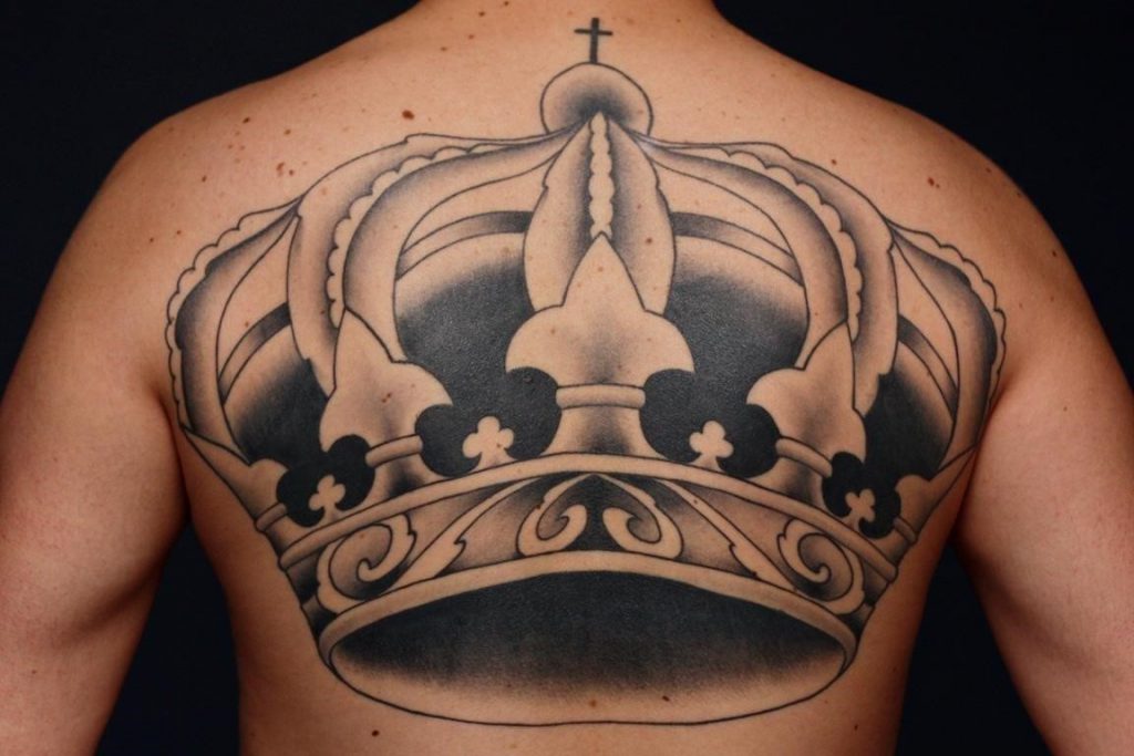 49+ Crown tattoo Ideas [Best Designs] • Canadian Tattoos
